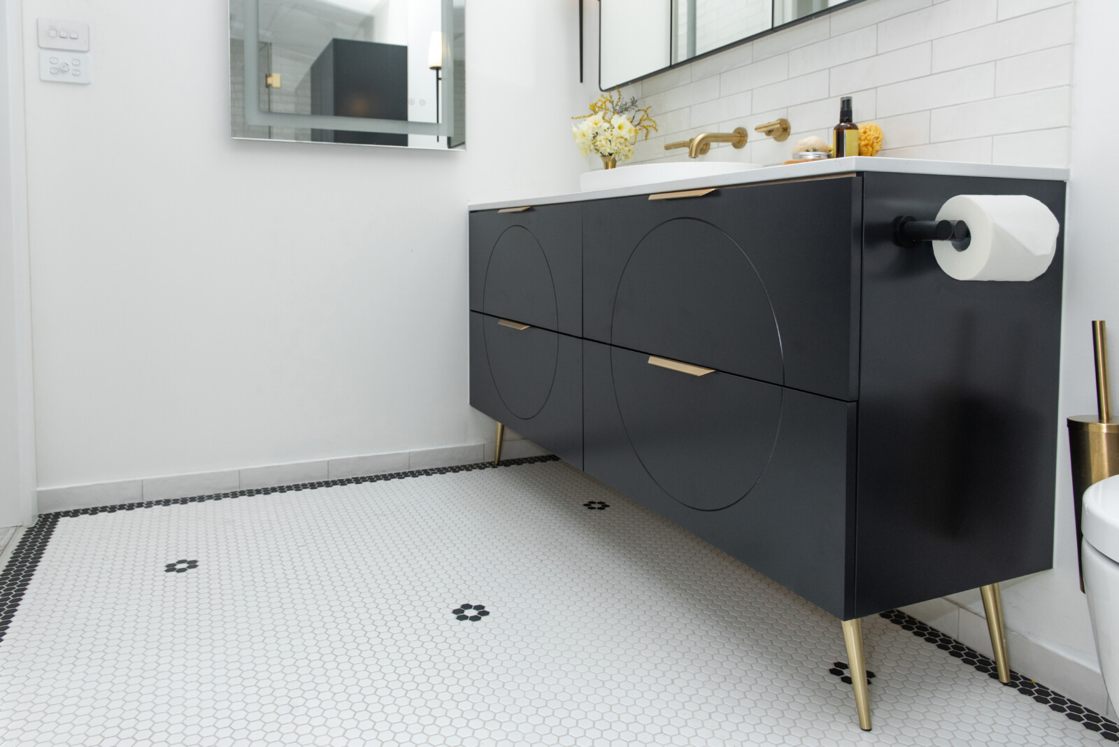 Sutherland House – Retro | Timberline